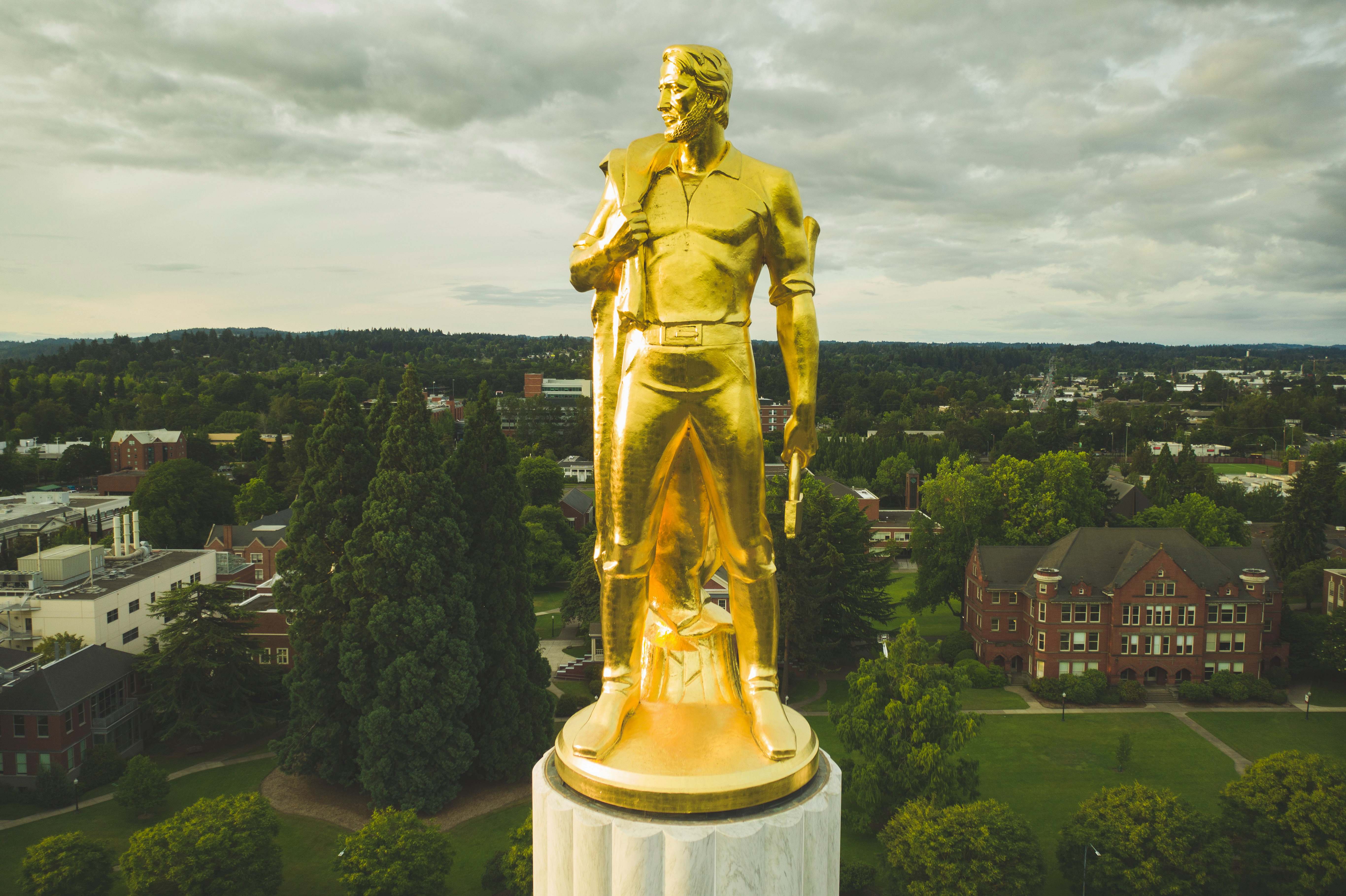 Sculpture Gold Statue Statue Image Free Photo